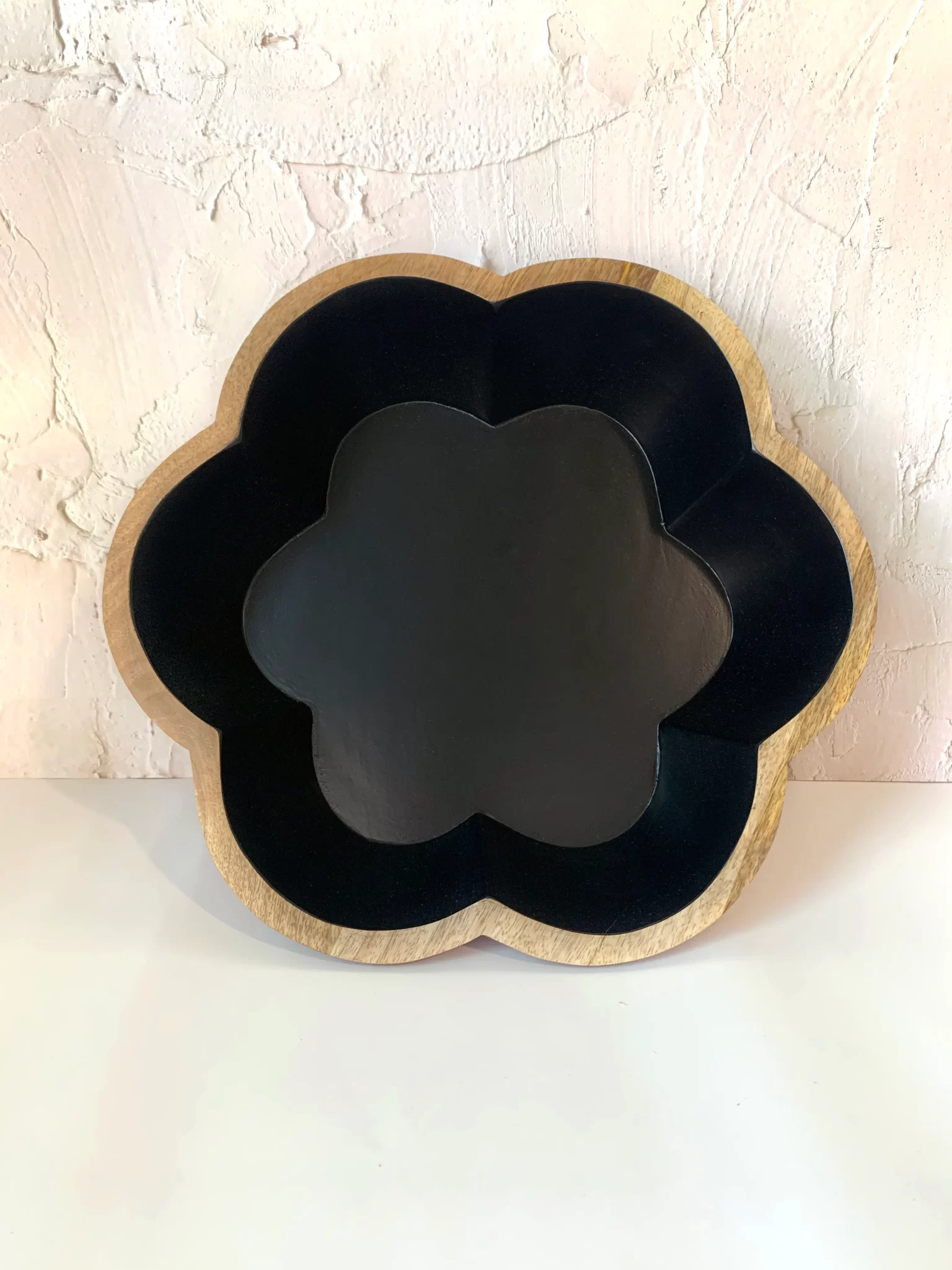 Black Flower Shaped Bowl - Be Made