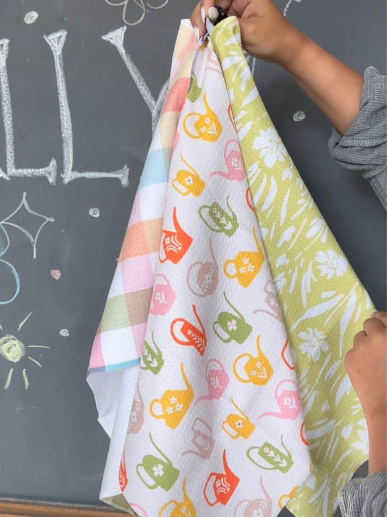 Retro Watering Cans Geometry Towel - Be Made