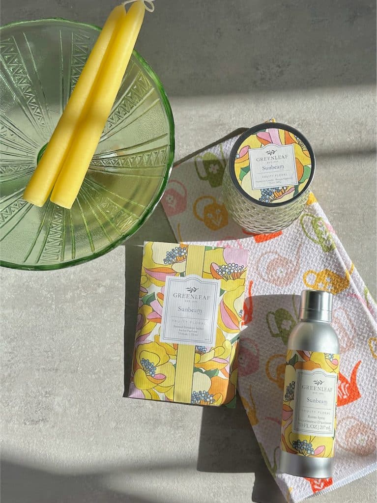 Retro Watering Cans Geometry Towel - Be Made