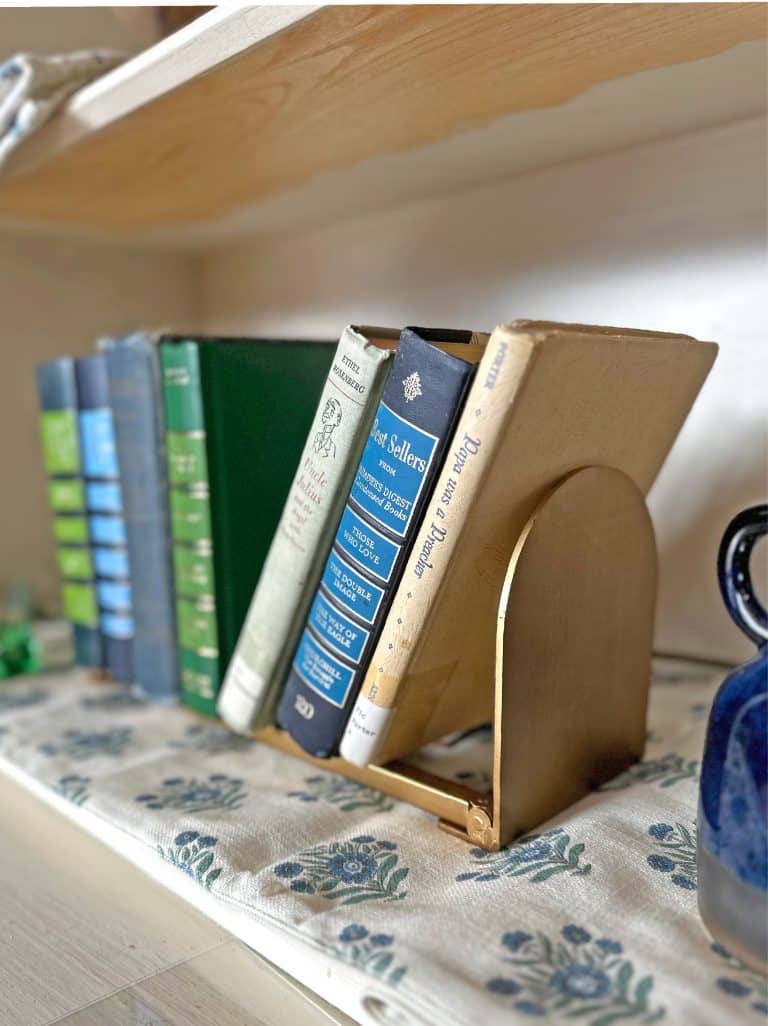 Metal Adjustable Bookend - Be Made