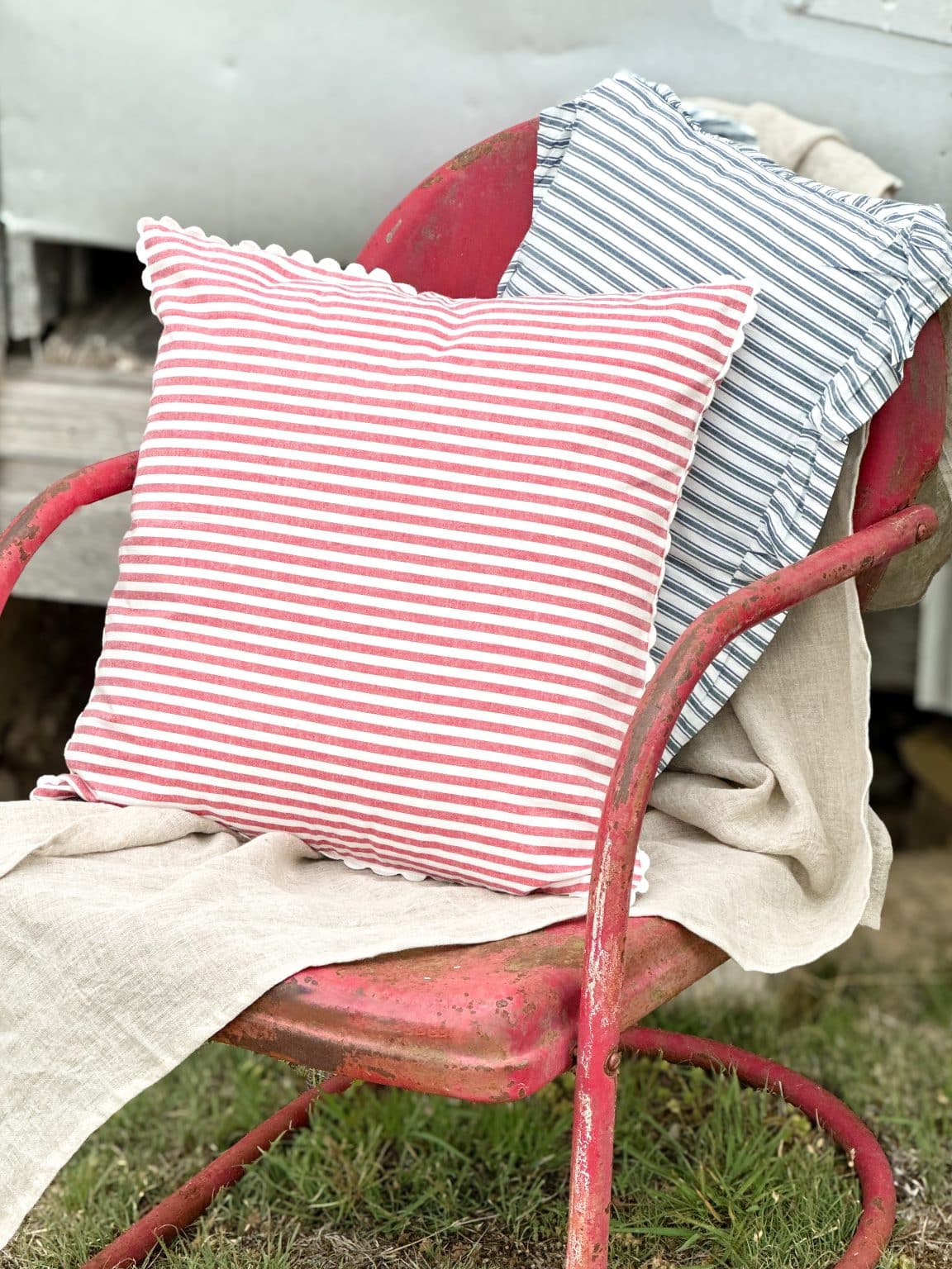 Red Stripe Scallop Throw Pillow - Be Made
