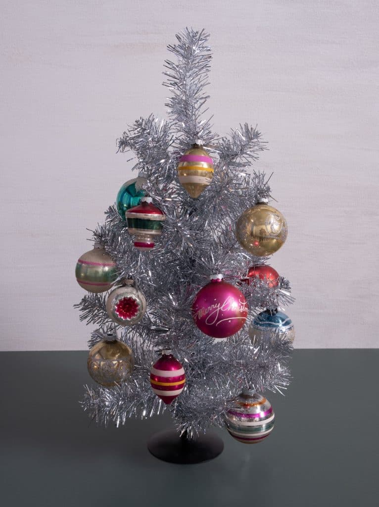 Mini Tinsel Christmas Tree - Be Made